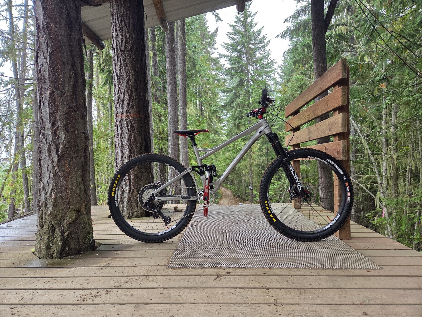 Banshee Spitfire - Vital Bike of the Day October 2025 - Mountain Biking Pictures - Vital MTB